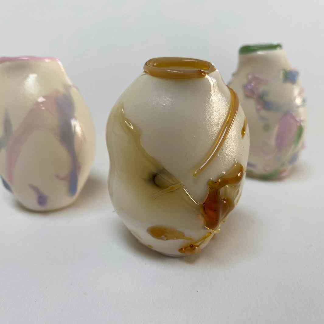 Wearing Glass. View exquisitely handcrafted glass jewellery and gifts.